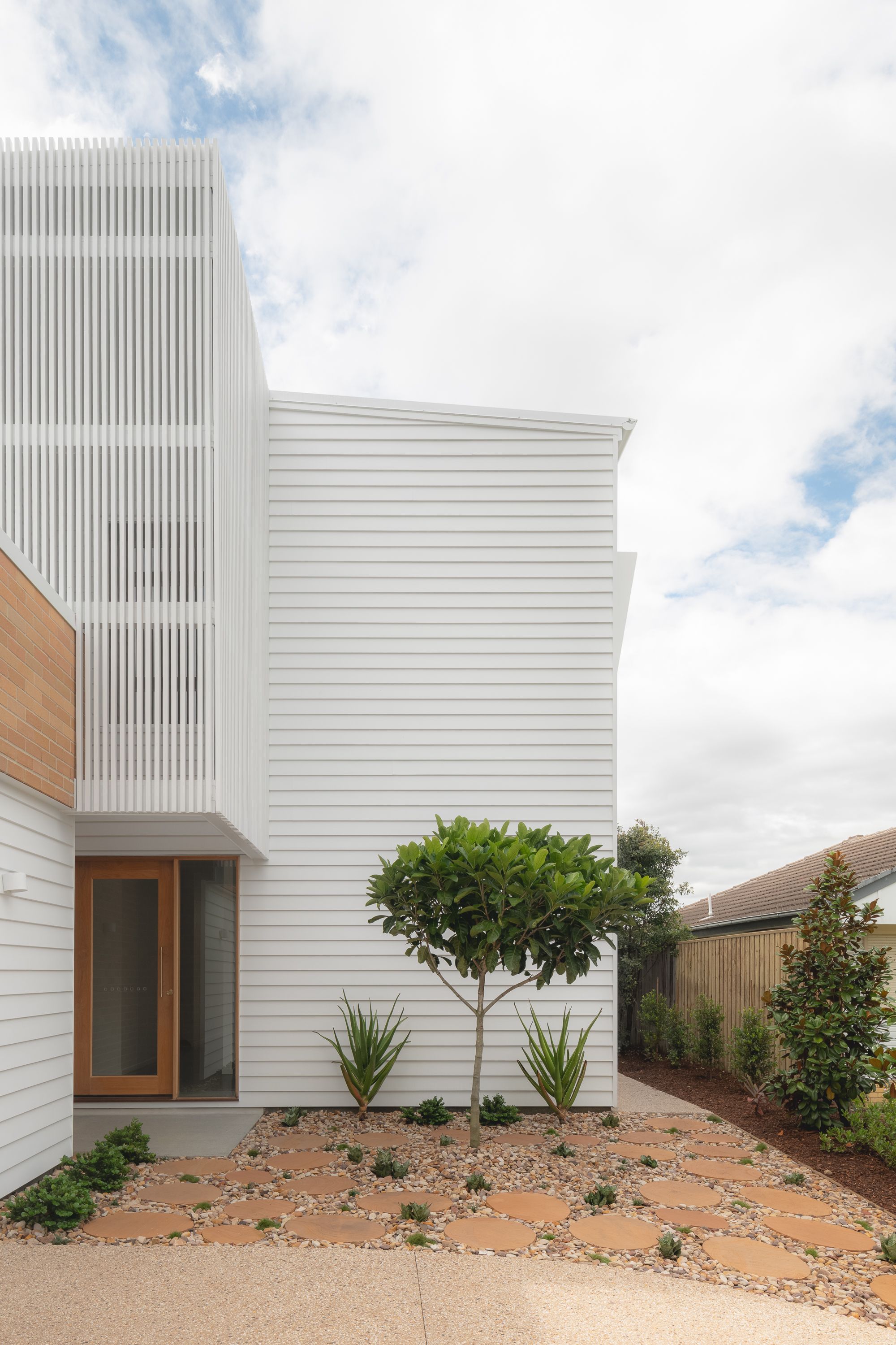 Taringa Haus 005 | Happy Haus